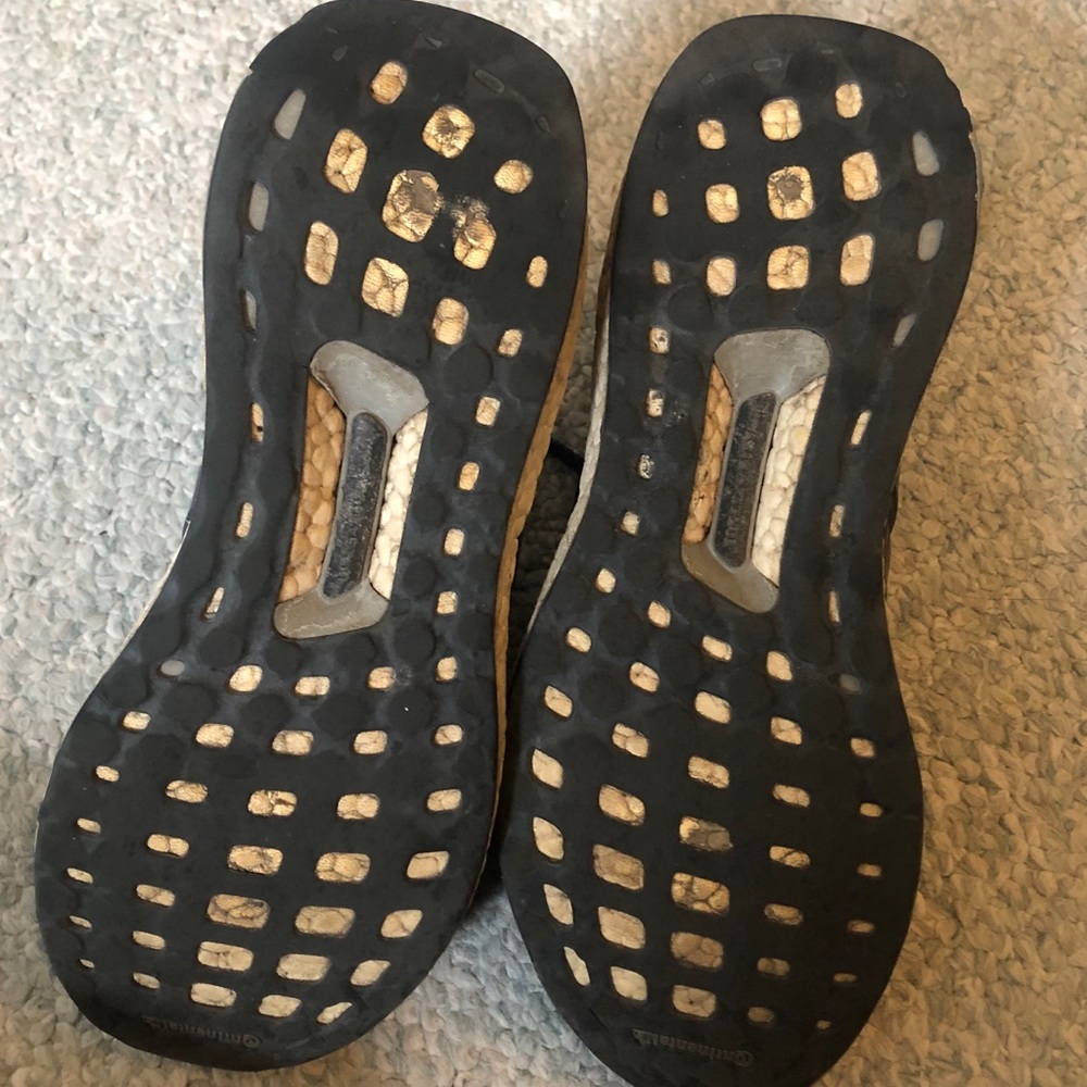 Navy Adidas Ultraboost Womens 8.5 - Gem